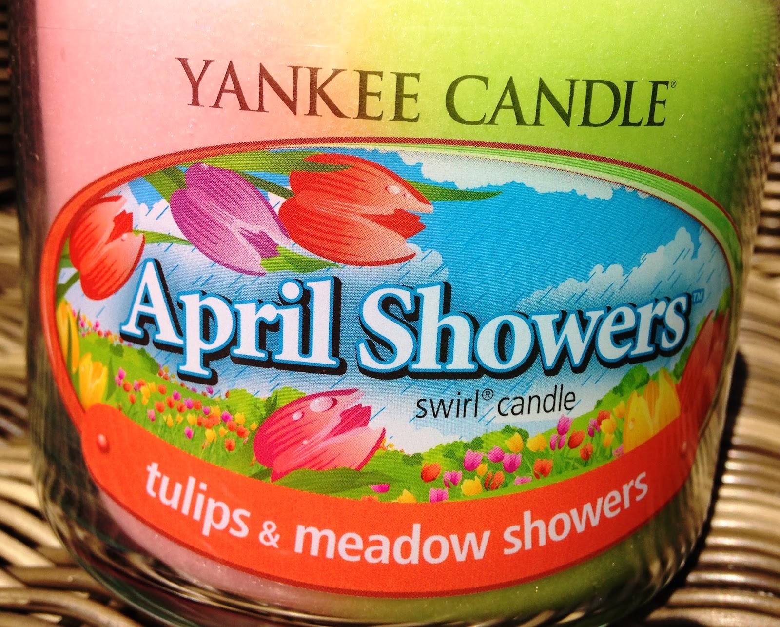 Moonstone & May: Yankee Candles *Online Exclusive* - April Showers!