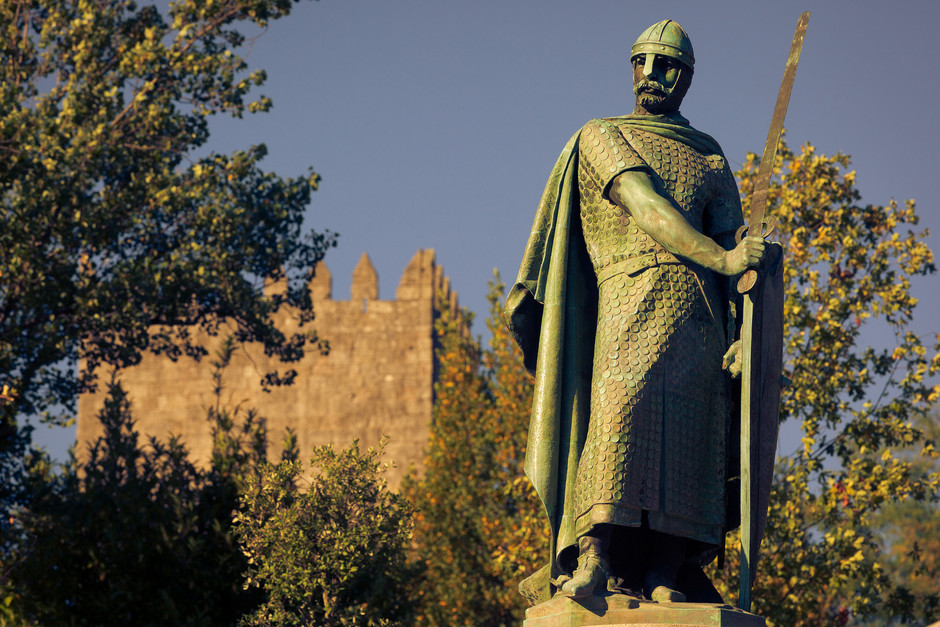 GLADIUS: DOM AFONSO HENRIQUES NO JORNAL «DIABO» DESTA SEMANA