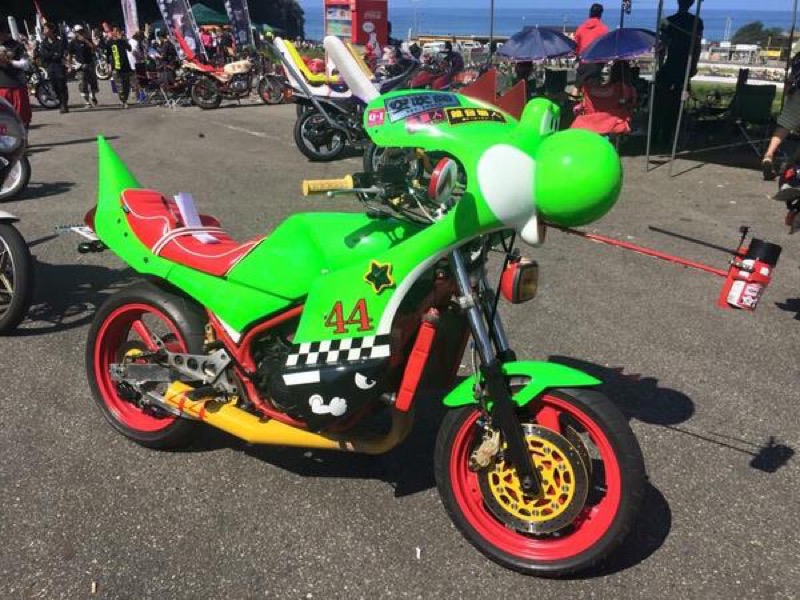 LRS - Myths Legends and Tales: Most Outrageous and Extreme Custom ...