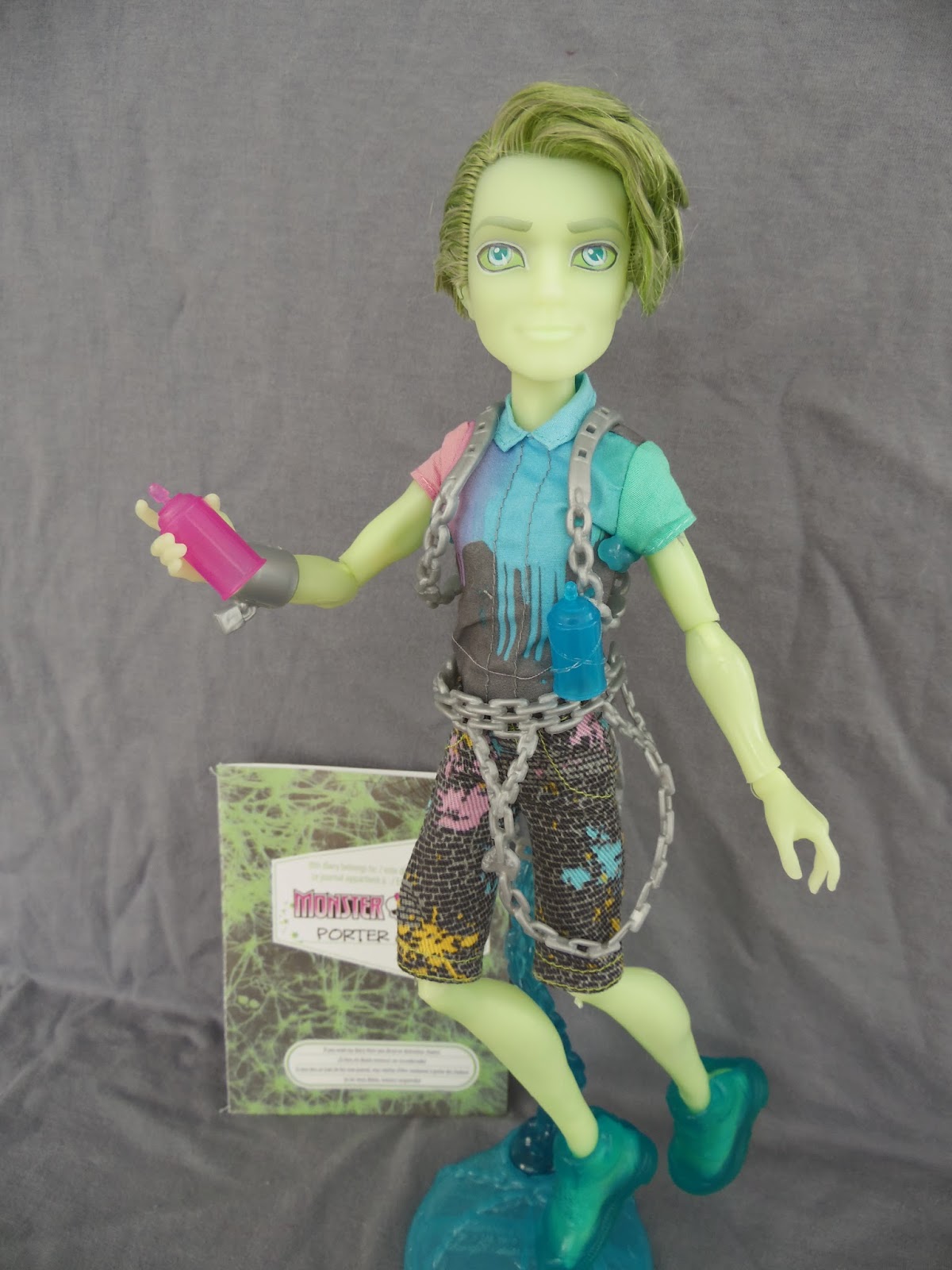 Christina Articulates: 'Haunted' Porter "Paintergeist" Geiss