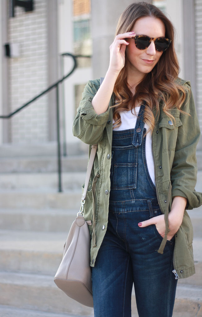 How to Wear Overalls: Laid-back Overalls + #WIWT Link Up - Twenties ...