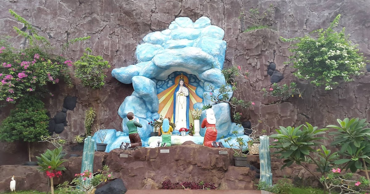 Gua Maria Gereja Katolik St. Maria De Fatima, Toasebio, Jakarta Barat ...