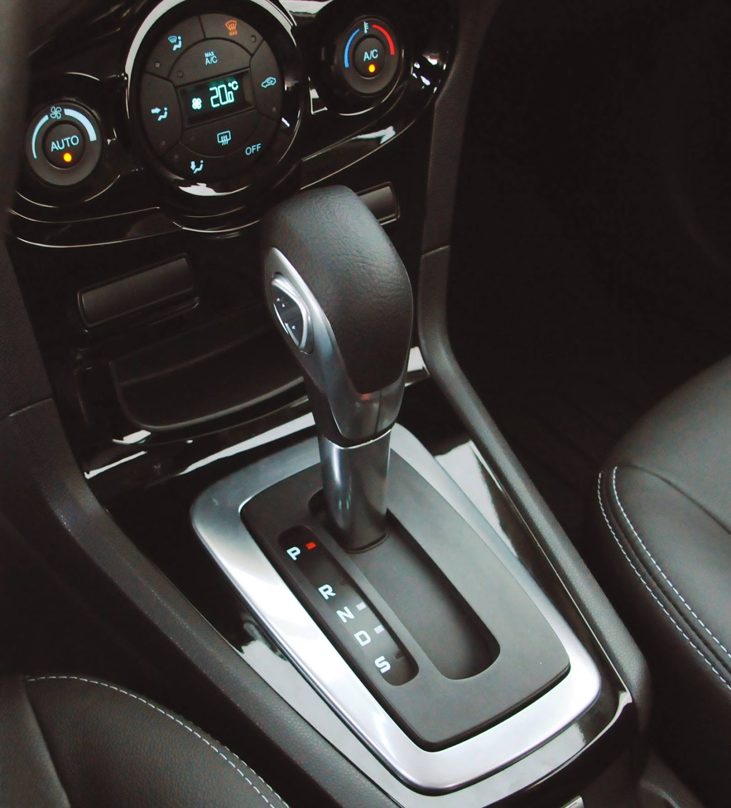 Ford desiste do Powershift e adotará câmbio automático