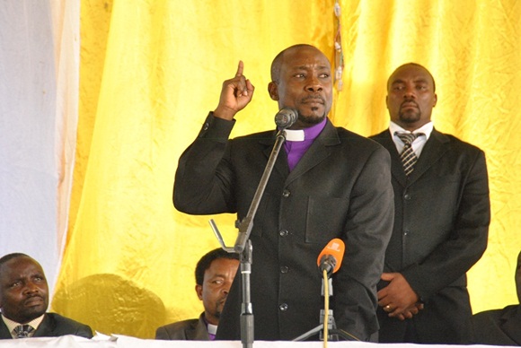 Chadema Blog: MAJIBU YA ASKOFU JOSEPHAT GWAJIMA JUU YA TUHUMA ...