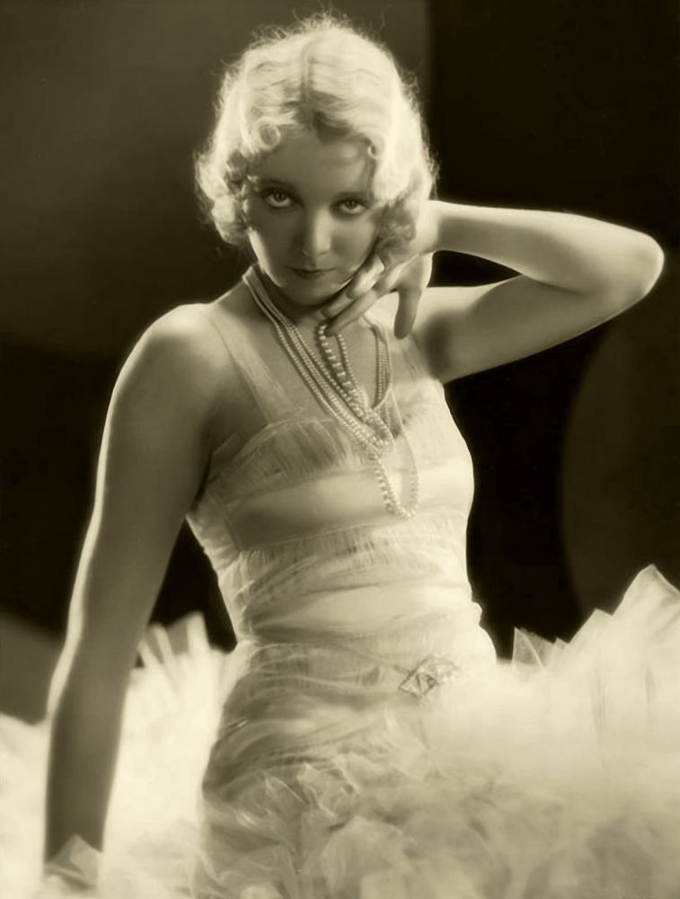 The Beautiful Eyes of Virginia Bruce ~ Vintage Everyday