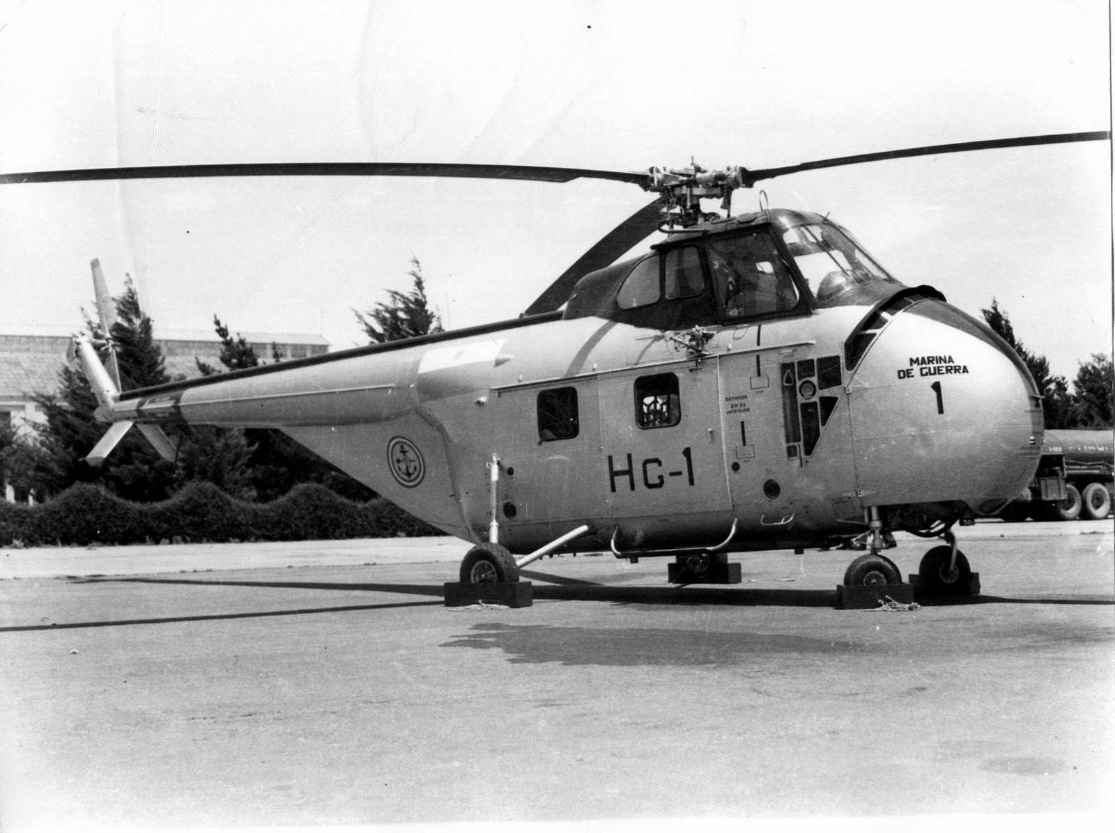 AMIGOS DEL MUSEO DE LA AVIACIÓN NAVAL ARGENTINA: 1953 - SIKORSKY S-55