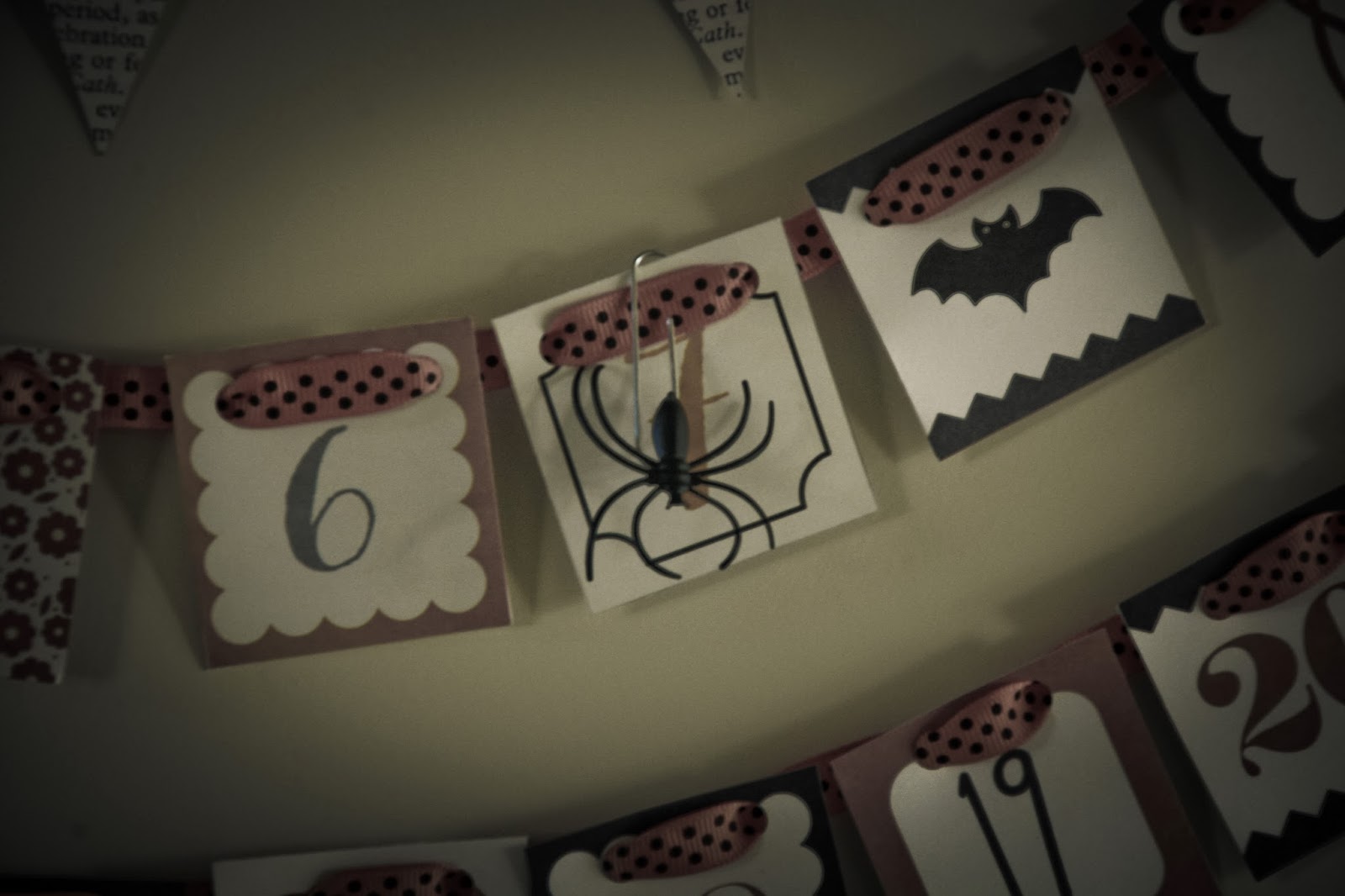 Hair Flips: Fun, Felt Hair Clips: My Halloween decor