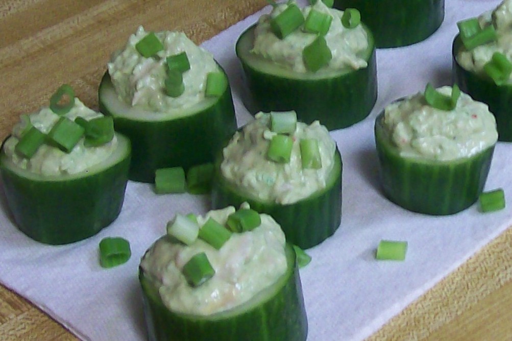 Glo's Kitchen: Cucumber Cups
