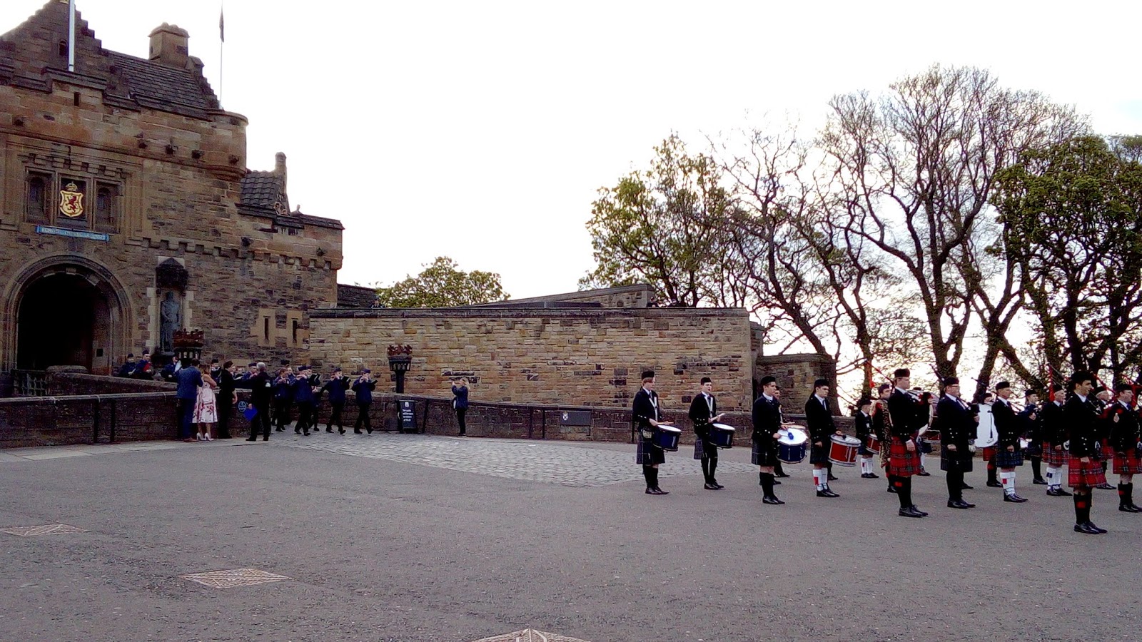 The GENES Blog: The Paton family returns to Edinburgh Castle!