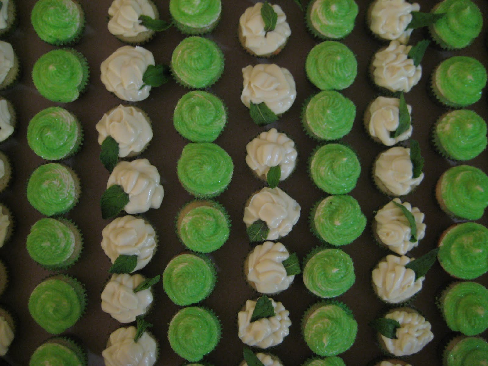 The Lush Chef Mint Julep Cupcakes