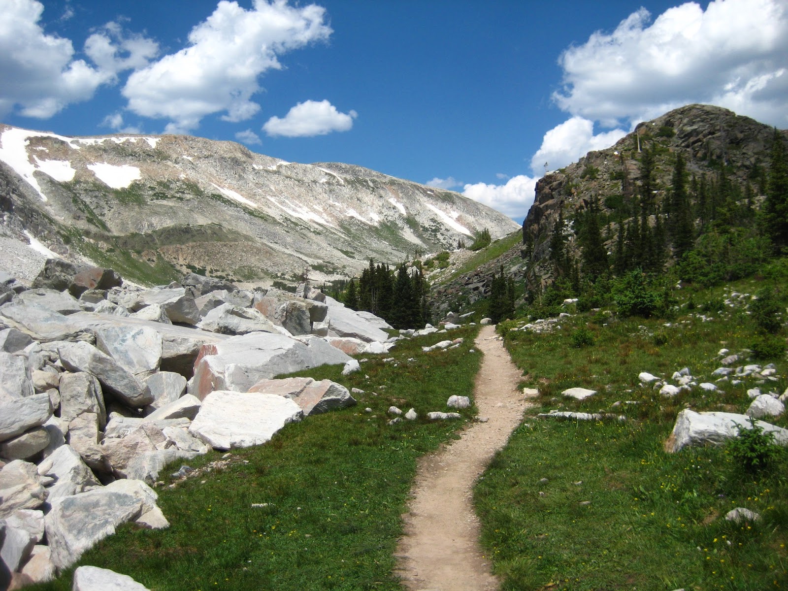 Glenn & Carol's Hiking Adventures: The Snowy Range