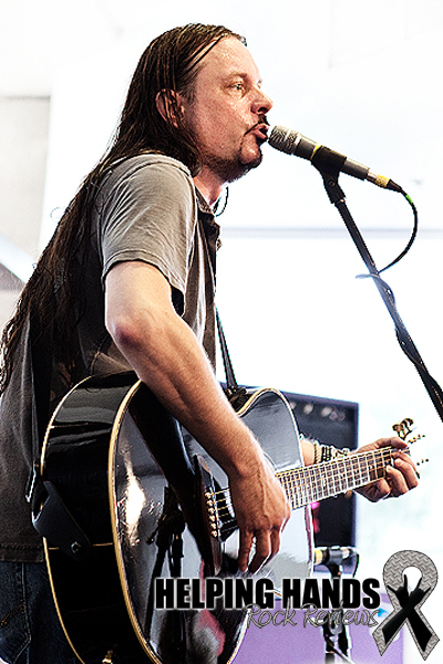 Helping Hands Rock Reviews: Concert Photos: Reb Beach Performing at the ...