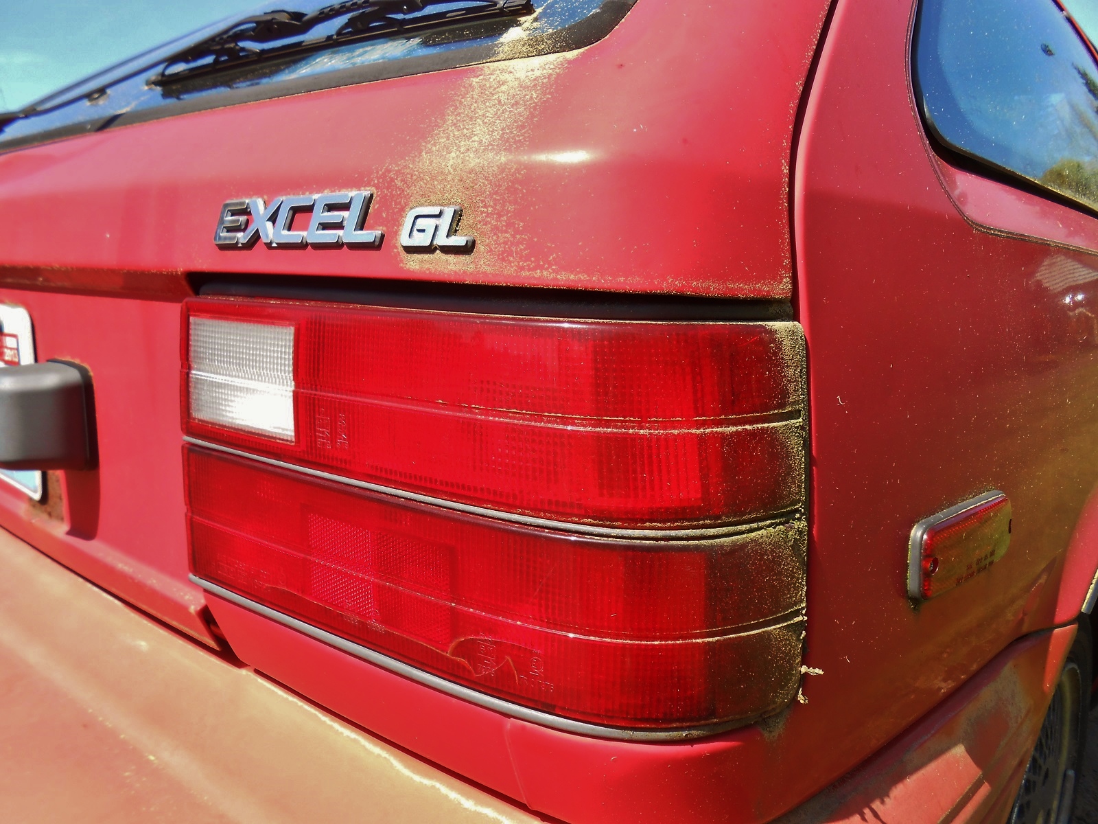 Seattle's Parked Cars: 1987 Hyundai Excel GL