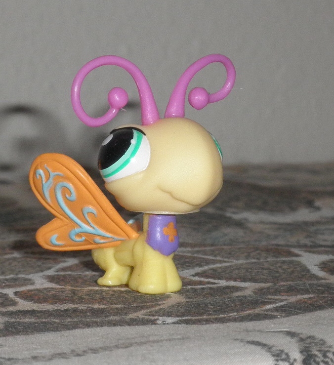 Collectomania: LPS Butterflies