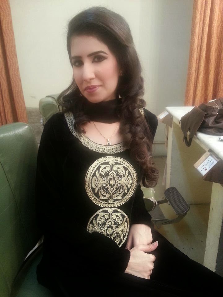 Absa Komal | MangoMag