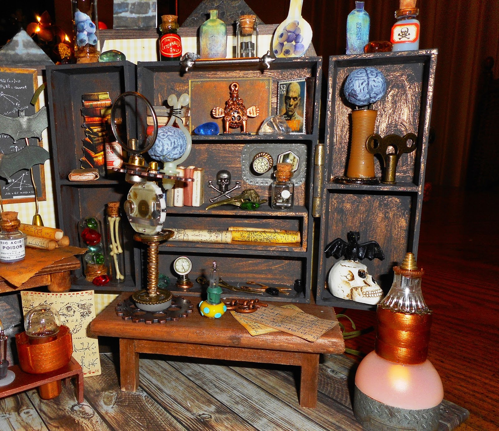 Karen's Dolls and stuff: Mad Scientist Lab for Halloween Village