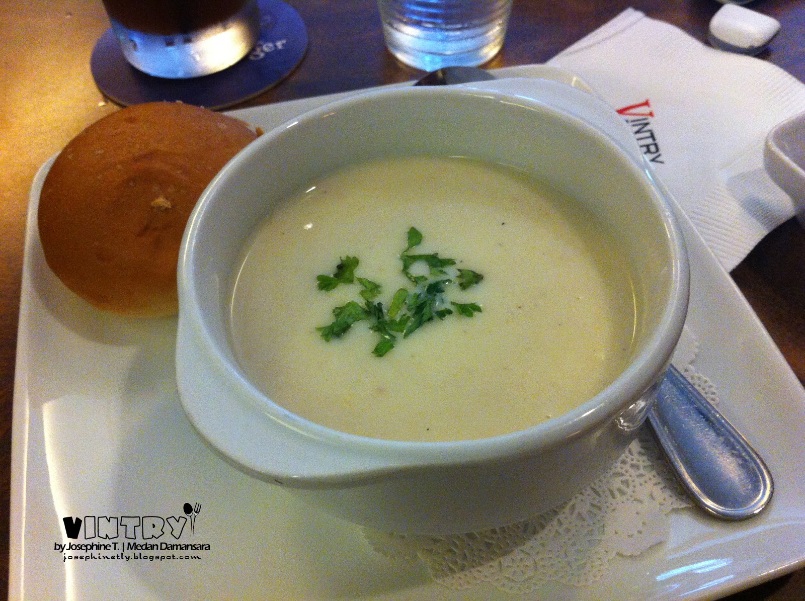 JosephineTang.com: Vintry, Medan Damansara