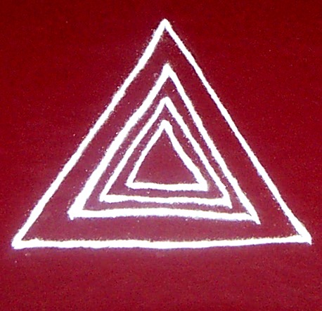 Vanathi's Rangoli / Kolangal: Flowers & Diyas Freehand Rangoli Design