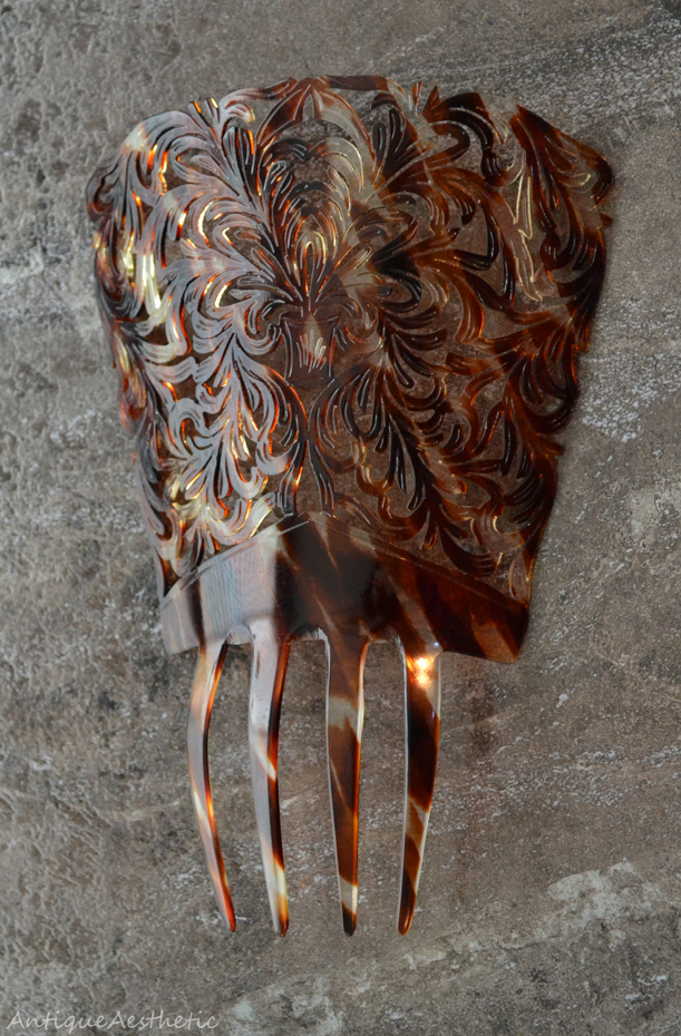 ANTIQUE AESTHETIC: Decorative Hair Combs and the dreaded Celluloid Rot