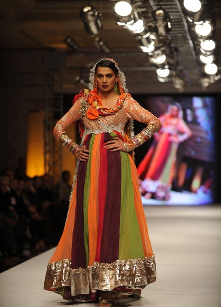 Nilofer Shahid Couture In IFW 2011 - iSTYLE 360