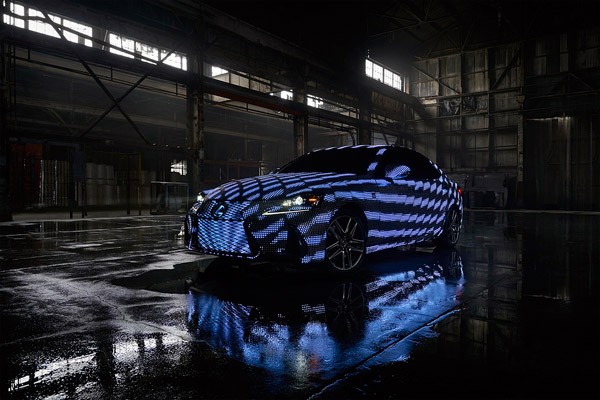 Lexus met 41.000 LEDs - LED Nieuws