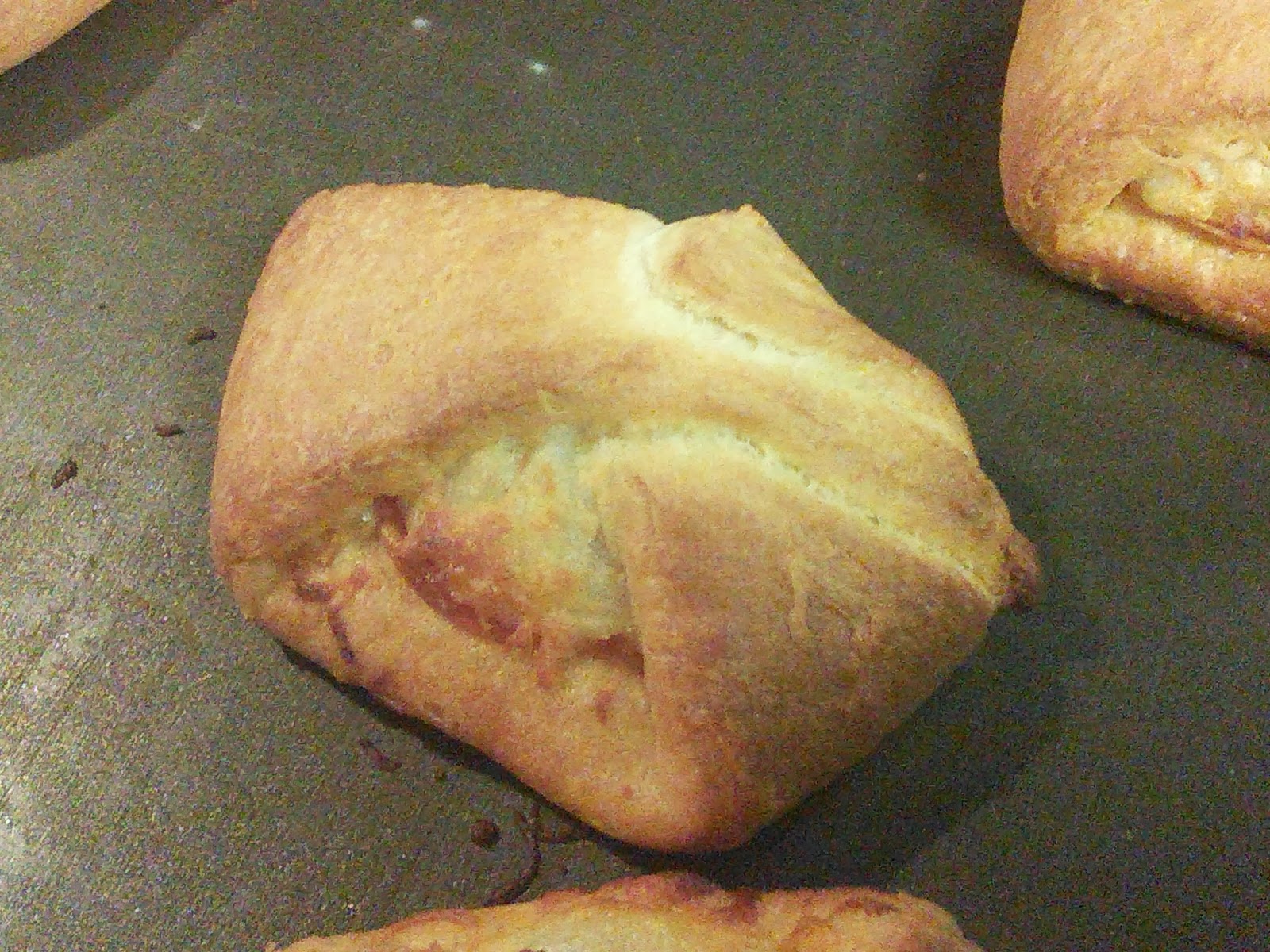 Hot Southern Mess: Pronto Pizza Puffs