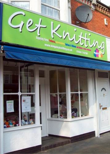 home thoughts from vintage wants: GET KNITTING - A NEW WOOL SHOP OPENS ...