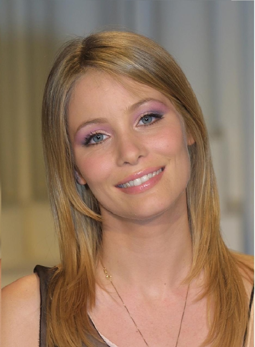 Half Dutch, half Italian Flavia Vento - Italic Roots