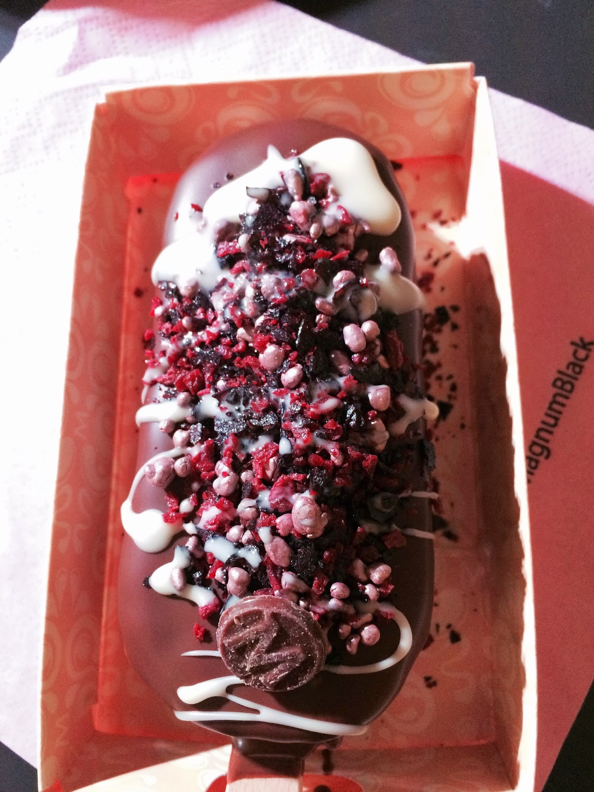 frumpy to funky: STARS STEP OUT TO CELEBRATE THE LAUNCH OF MAGNUM PINK ...