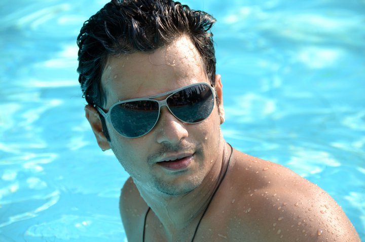 Dare to bare : Hot Indian TV Actors : Anshul Singh