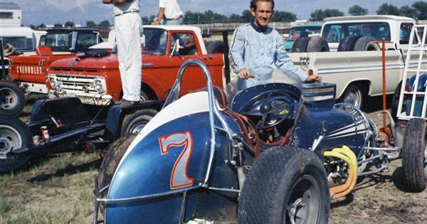 Midwest Racing Archives: 1966 - Brown wins both halves of Big Car ...
