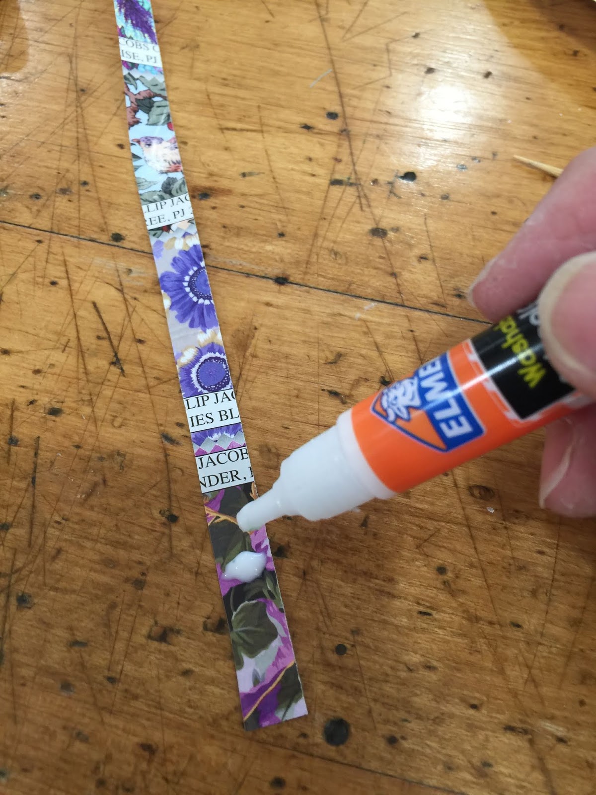 The Bee Lady from Hilltop Farm: How to make your own beads out of magazines