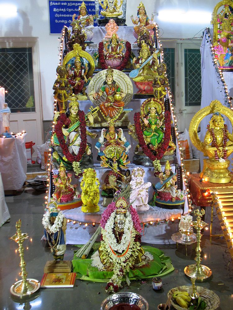 2017 Navaratri Kolu Display at Yogi Ramsuratkumar Ashram - ARUNACHALA GRACE