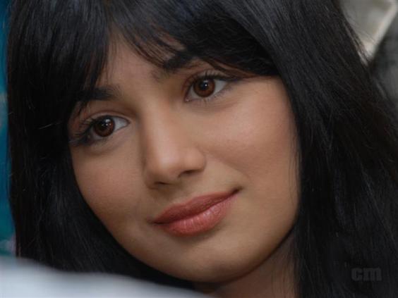 Mini Biography of Aysha Takia .................