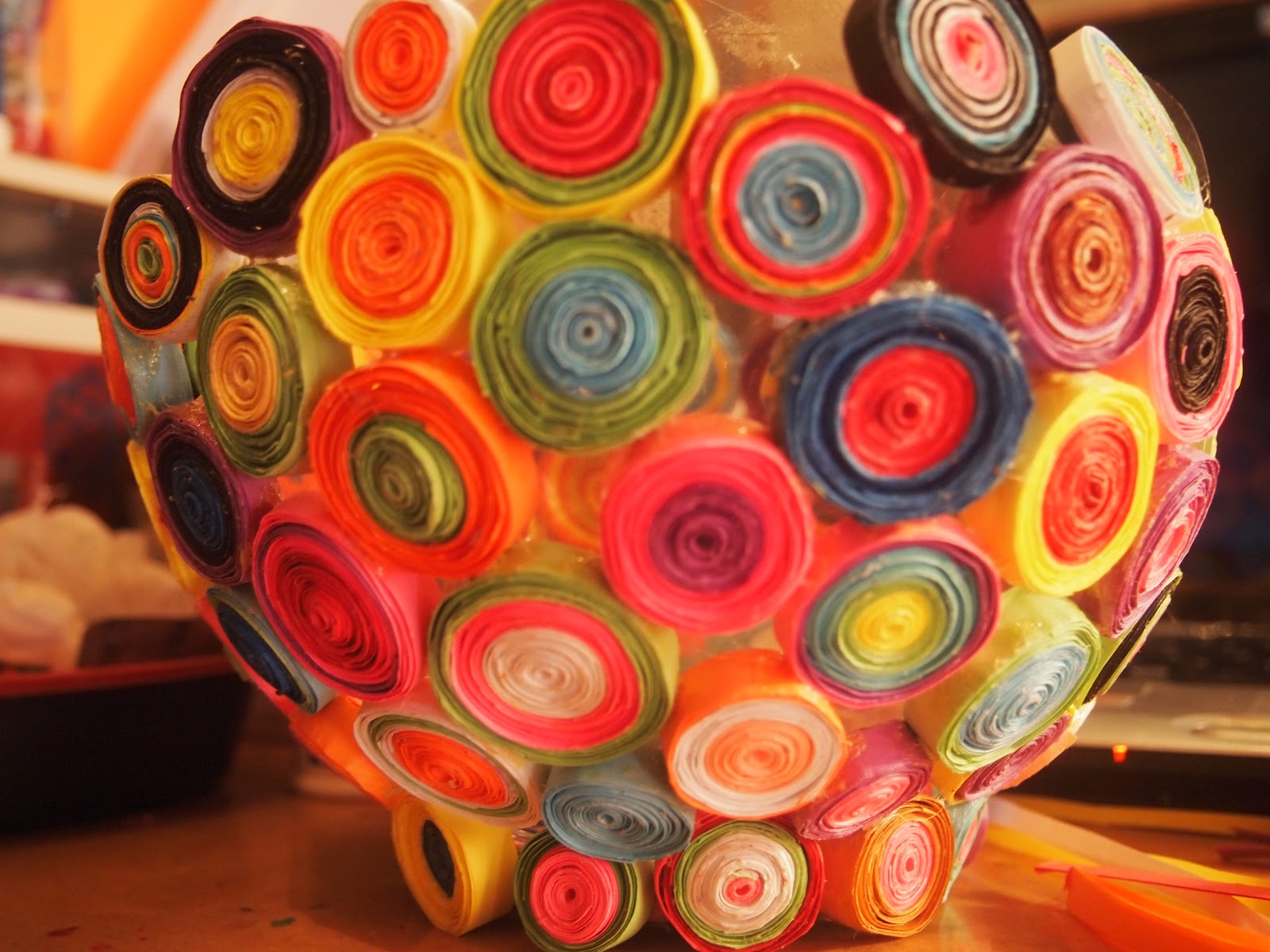 CREATE A HOBBY : Rolled Paper Crafts ..Colorful Vase