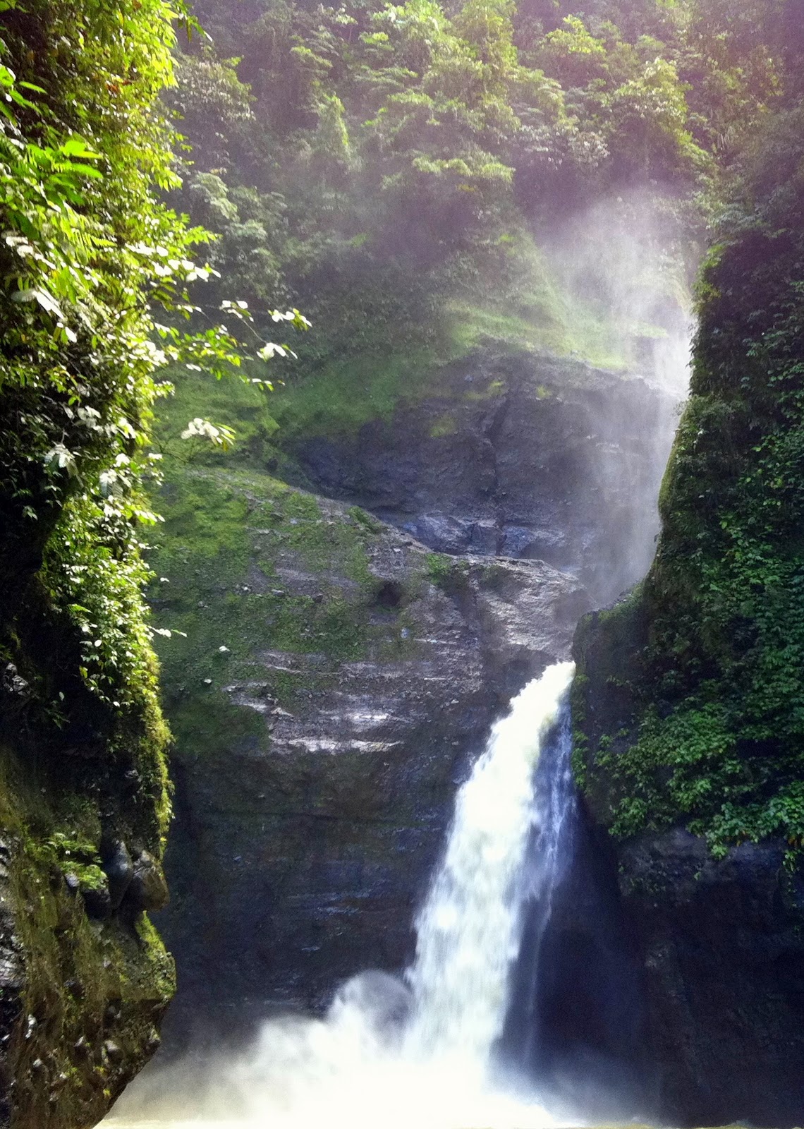 naga-a-naga: CHASING WATERFALLS: Pagsanjan Falls