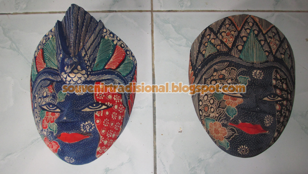 Topeng Batik Kayu | Souvenir Tradisional