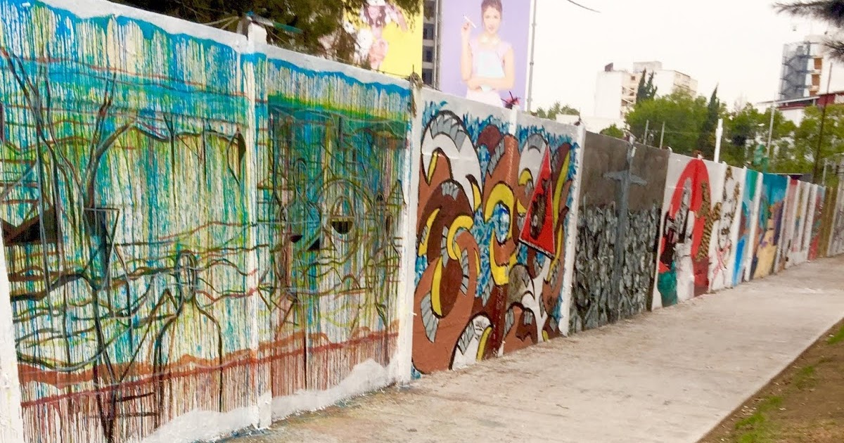 Mexico City: An Opinionated Guide: CDMX: On the street in Colonia Roma