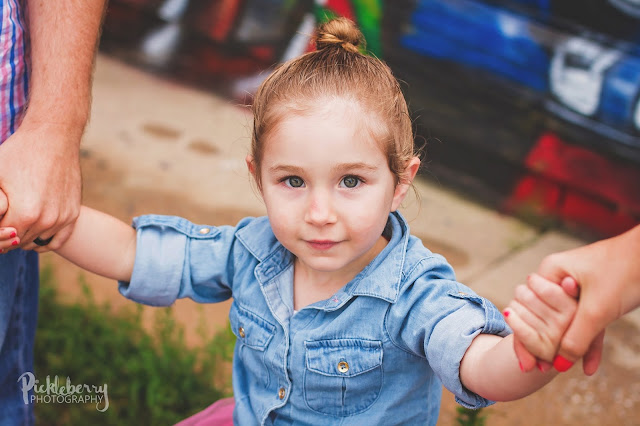 Pickleberry Photography: Shayne and Taylor's Urban Session