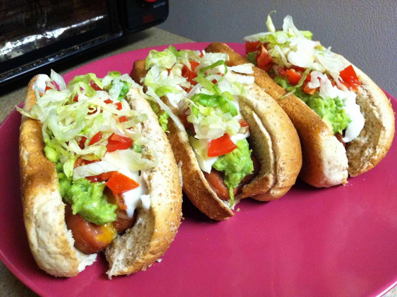 Cooking with Angus: Throwdown: hot dogs