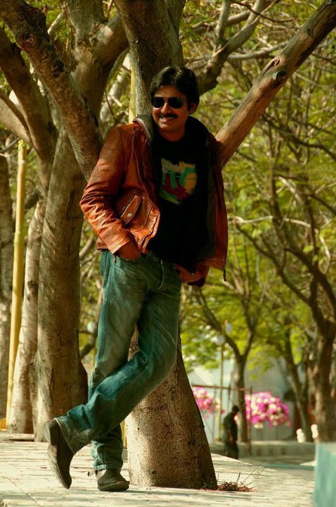 Pawan Kalyan Stylish Rocking Stills from Teenmaar