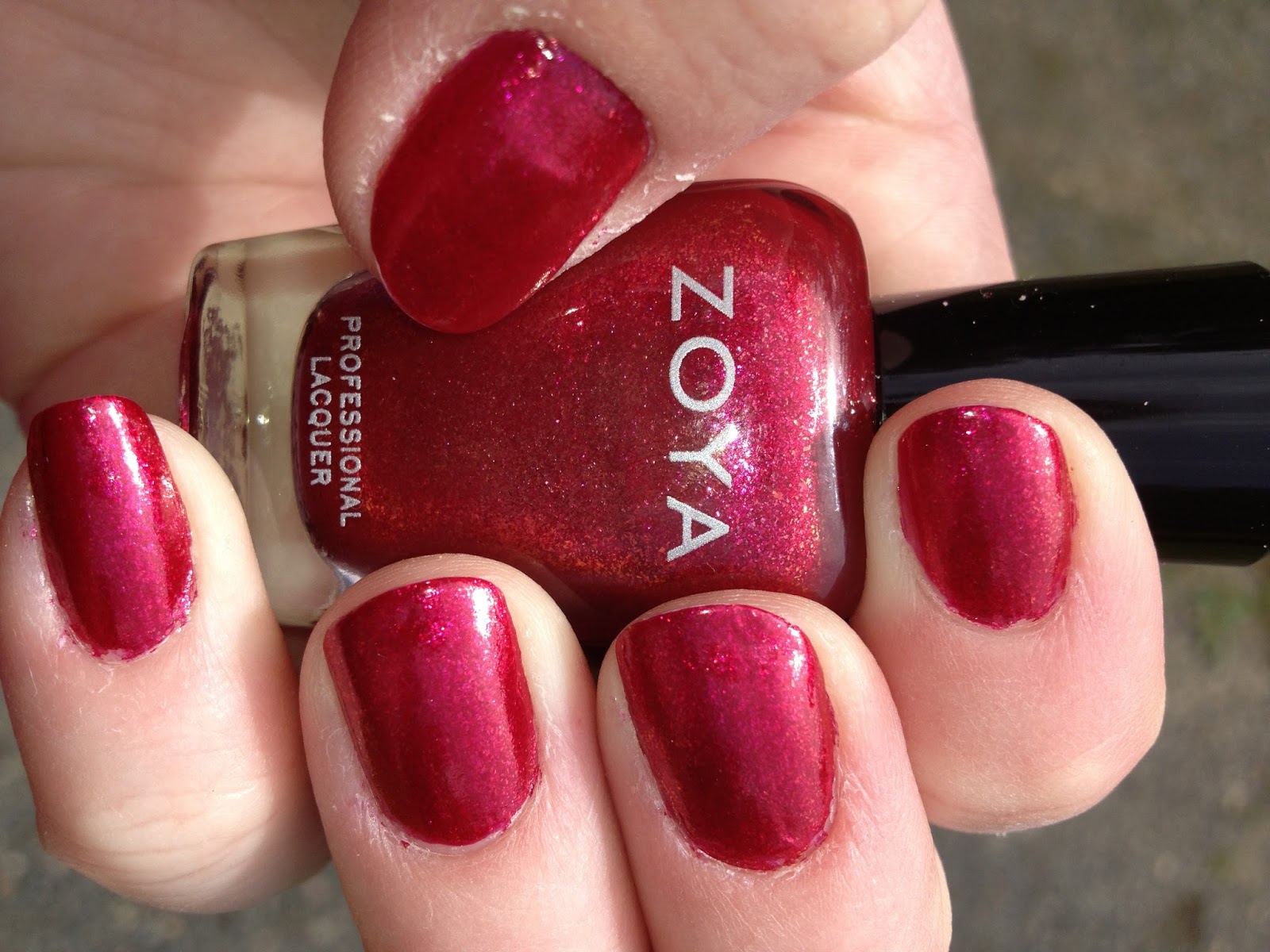 The Manic Painteress: Zoya Sarah