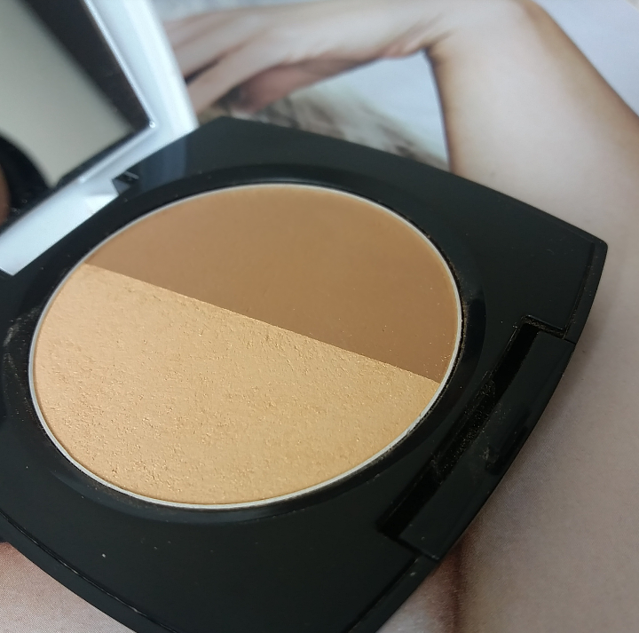 Avon Mark - Contour duo