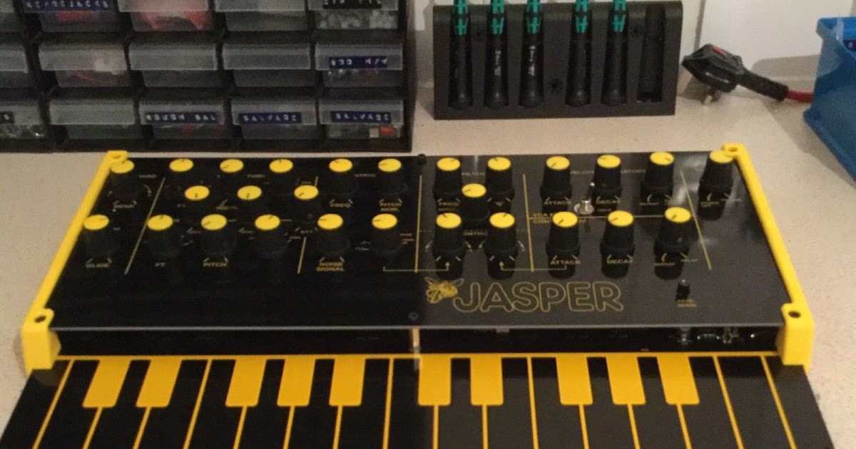 MATRIXSYNTH: Jasper Wasp clone hybrid analogue digital mono synth