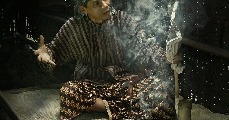 Tentang Paranormal: Perbedaan Antara Paranormal Dengan Dukun