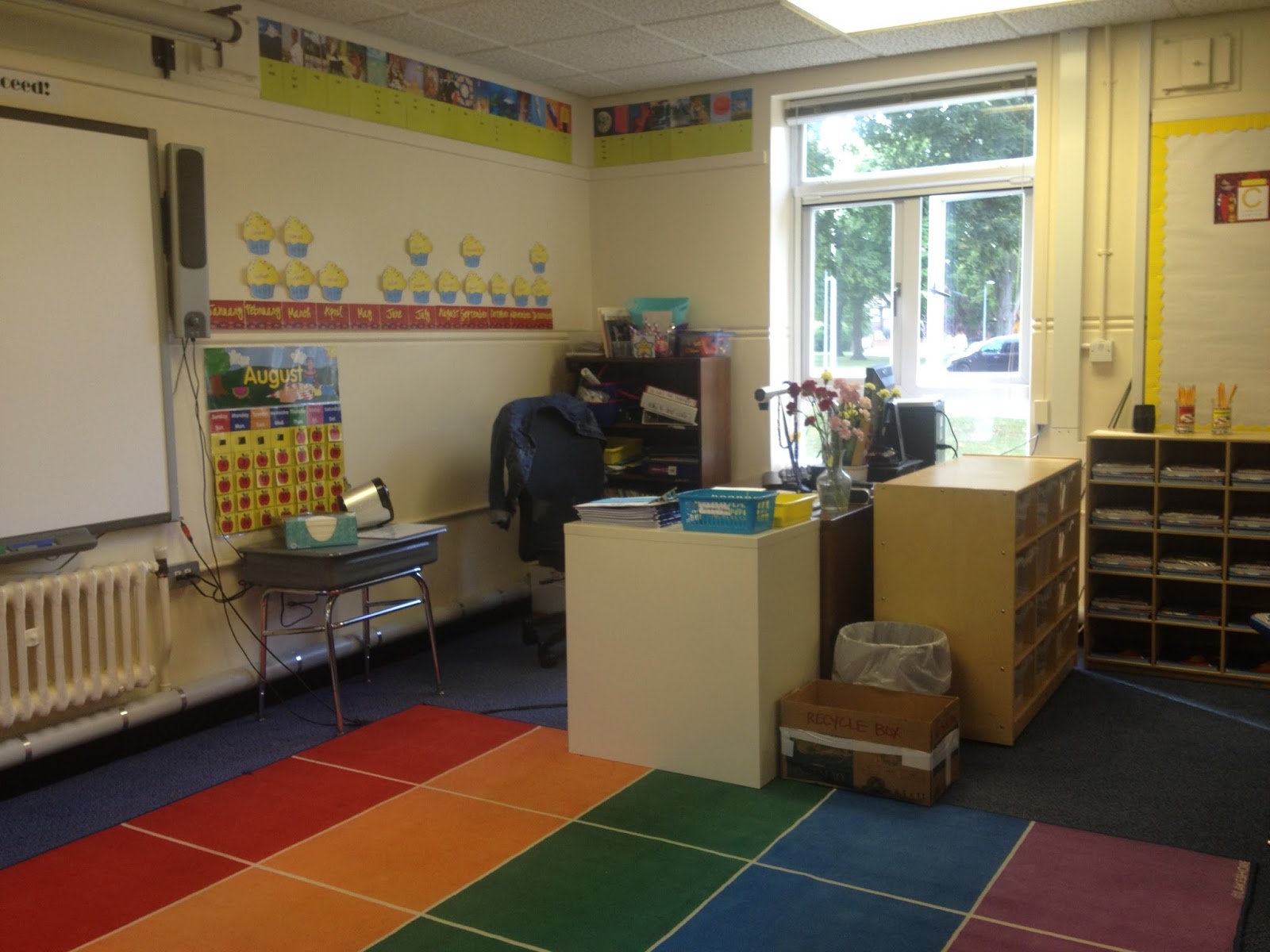 My 1st Grade Classroom Set-Up | Ms. Lulu Teaches