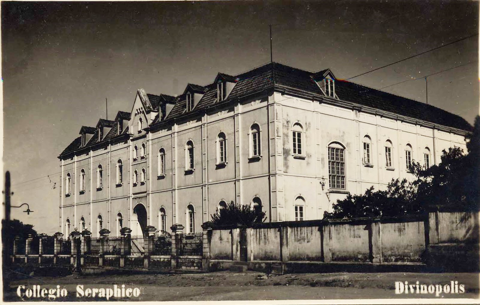 Museu Fotográfico de Divinópolis : Convento & Franciscanos