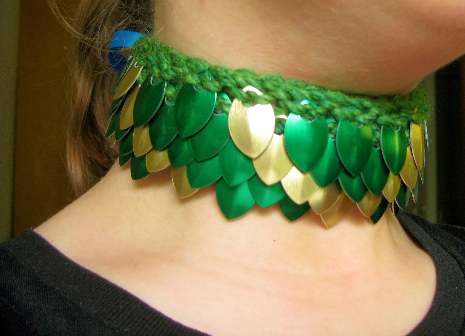 Crafty Mutt: Knitted Scale Mail Choker Pattern