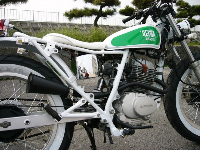 ROTA 282 Moto Clube: Honda NX 125 Custom