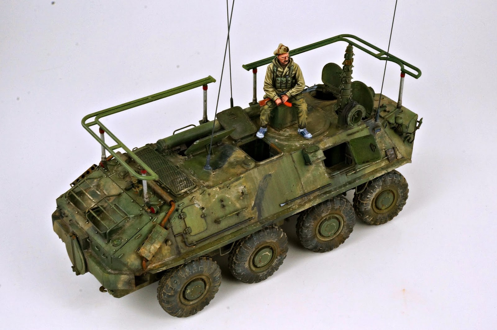 KNMinis: BTR-60PU (R-145BM) Finished
